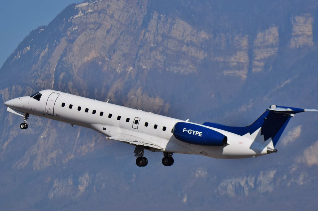 Embraer 135 - PAN EUROPEENNE AIR SERVICE